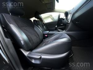 Melns Toyota Avensis 2013 Jelgava, ar dzinēja tilpumu 2.20 L un nobraukumu 266 tūkst. km par 5996 €, foto 6 vietnē AUTOMOTO.COM.LV