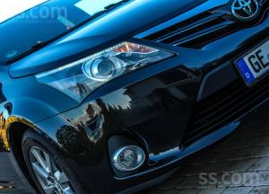 Melns Toyota Avensis 2013 Jelgava, ar dzinēja tilpumu 2.20 L un nobraukumu 266 tūkst. km par 5996 €, foto 22 vietnē AUTOMOTO.COM.LV