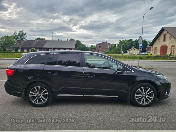 Черный Тойота Авенсис 2013 в Пайде, объемом двигателя 2.20 л и пробегом 232 тыс. км за 7250 €, фото 7 на AUTOMOTO.COM.LV