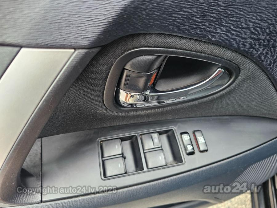 Черный Тойота Авенсис 2013 в Пайде, объемом двигателя 2.20 л и пробегом 232 тыс. км за 7250 €, фото 16 на AUTOMOTO.COM.LV