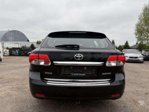 Melns Toyota Avensis 2013 Radviliškis, ar dzinēja tilpumu 2.00 L un nobraukumu 299 tūkst. km par 3950 €, foto 7 vietnē AUTOMOTO.COM.LV