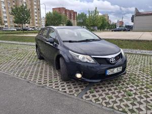 Черный Тойота Авенсис 2013 в Каунас, объемом двигателя 1.80 л и пробегом 306 тыс. км за 4800 €, фото 3 на AUTOMOTO.COM.LV