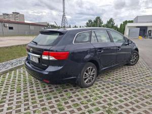 Черный Тойота Авенсис 2013 в Каунас, объемом двигателя 1.80 л и пробегом 306 тыс. км за 4800 €, фото 5 на AUTOMOTO.COM.LV