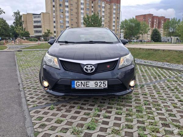Melns Toyota Avensis 2013 Kauņa, ar dzinēja tilpumu 1.80 L un nobraukumu 306 tūkst. km par 4800 €, foto 5 vietnē AUTOMOTO.COM.LV