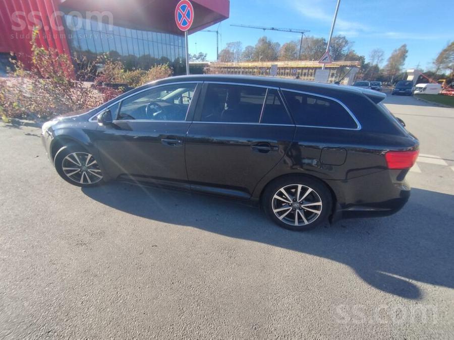 Черный Тойота Авенсис 2013 в Рига, объемом двигателя 2.00 л и пробегом 255 тыс. км за 6200 €, фото 12 на AUTOMOTO.COM.LV