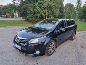 Black Toyota Avensis 2013 in Panevezys, with an engine capacity of 2.00 L and mileage of 314 thousand km for 4700 €, photo  on AUTOMOTO.COM.LV