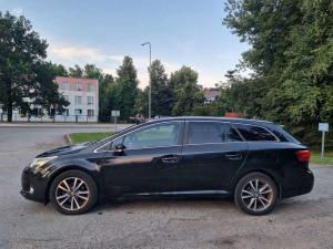 Черный Тойота Авенсис 2013 в Паневежис, объемом двигателя 2.00 л и пробегом 314 тыс. км за 4700 €, фото 3 на AUTOMOTO.COM.LV