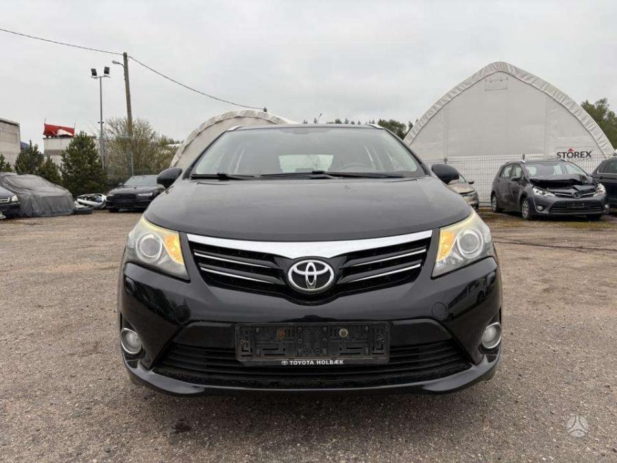 Melns Toyota Avensis 2013 Radviliškis, ar dzinēja tilpumu 2.00 L un nobraukumu 299 tūkst. km par 3750 €, foto 6 vietnē AUTOMOTO.COM.LV