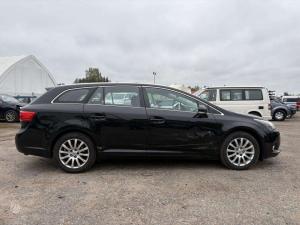 Melns Toyota Avensis 2013 Radviliškis, ar dzinēja tilpumu 2.00 L un nobraukumu 299 tūkst. km par 3750 €, foto 9 vietnē AUTOMOTO.COM.LV