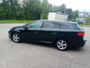 Melns Toyota Avensis 2013 Alīta, ar dzinēja tilpumu 2.00 L un nobraukumu 238 tūkst. km par 5100 €, foto 9 vietnē AUTOMOTO.COM.LV