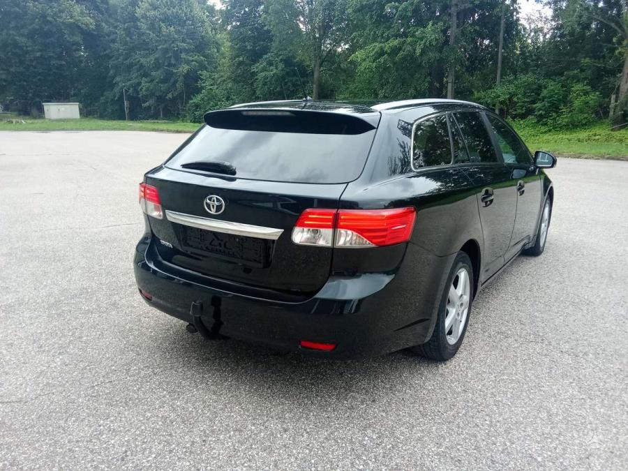 Melns Toyota Avensis 2013 Alīta, ar dzinēja tilpumu 2.00 L un nobraukumu 238 tūkst. km par 5100 €, foto 12 vietnē AUTOMOTO.COM.LV
