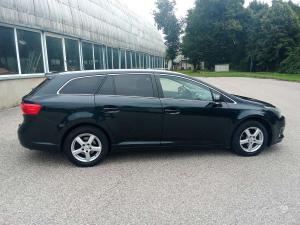 Melns Toyota Avensis 2013 Alīta, ar dzinēja tilpumu 2.00 L un nobraukumu 238 tūkst. km par 5100 €, foto 13 vietnē AUTOMOTO.COM.LV