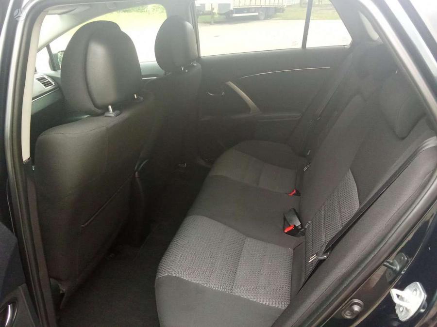 Melns Toyota Avensis 2013 Alīta, ar dzinēja tilpumu 2.00 L un nobraukumu 238 tūkst. km par 5100 €, foto 24 vietnē AUTOMOTO.COM.LV