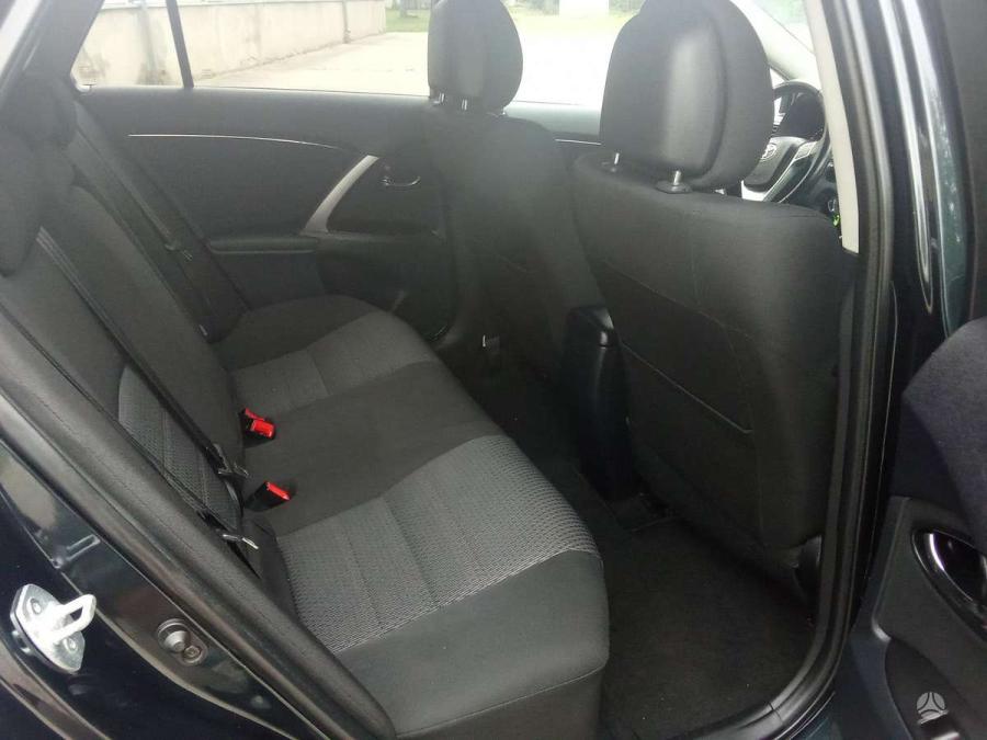 Melns Toyota Avensis 2013 Alīta, ar dzinēja tilpumu 2.00 L un nobraukumu 238 tūkst. km par 5100 €, foto 25 vietnē AUTOMOTO.COM.LV