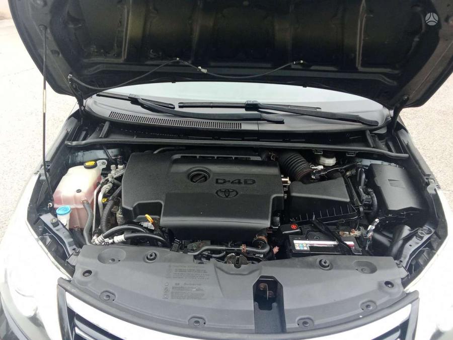 Melns Toyota Avensis 2013 Alīta, ar dzinēja tilpumu 2.00 L un nobraukumu 238 tūkst. km par 5100 €, foto 33 vietnē AUTOMOTO.COM.LV