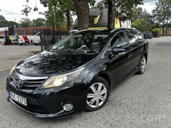 Black Toyota Avensis 2013 in Riga, with an engine capacity of 2.20 L and mileage of 0 thousand km for 2800 €, photo 2 on AUTOMOTO.COM.LV