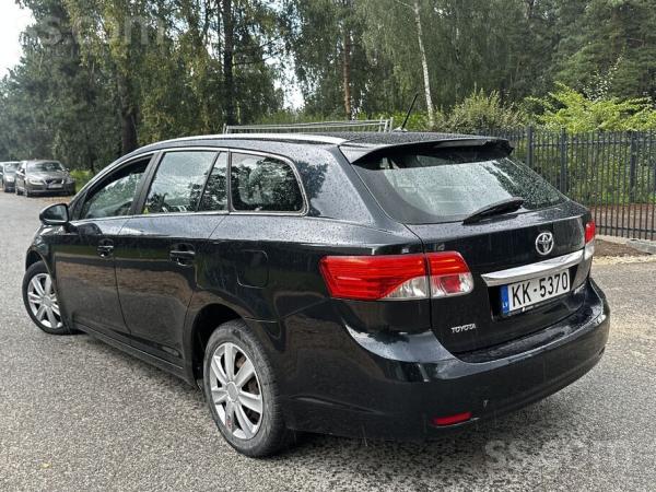 Черный Тойота Авенсис 2013 в Рига, объемом двигателя 2.00 л и пробегом 0 тыс. км за 2600 €, фото 6 на AUTOMOTO.COM.LV