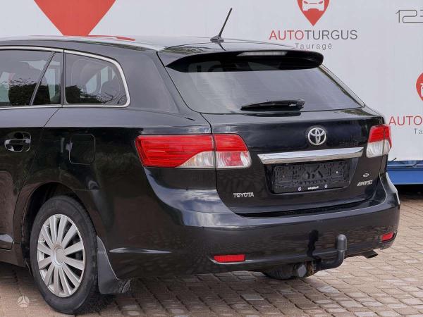 Melns Toyota Avensis 2013 Tauragė, ar dzinēja tilpumu 2.00 L un nobraukumu 260 tūkst. km par 4900 €, foto 7 vietnē AUTOMOTO.COM.LV