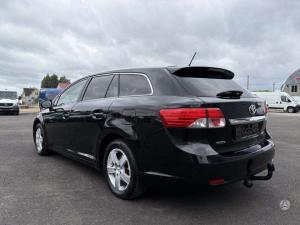 Melns Toyota Avensis 2013 Radviliškis, ar dzinēja tilpumu 1.80 L un nobraukumu 225 tūkst. km par 7250 €, foto 5 vietnē AUTOMOTO.COM.LV