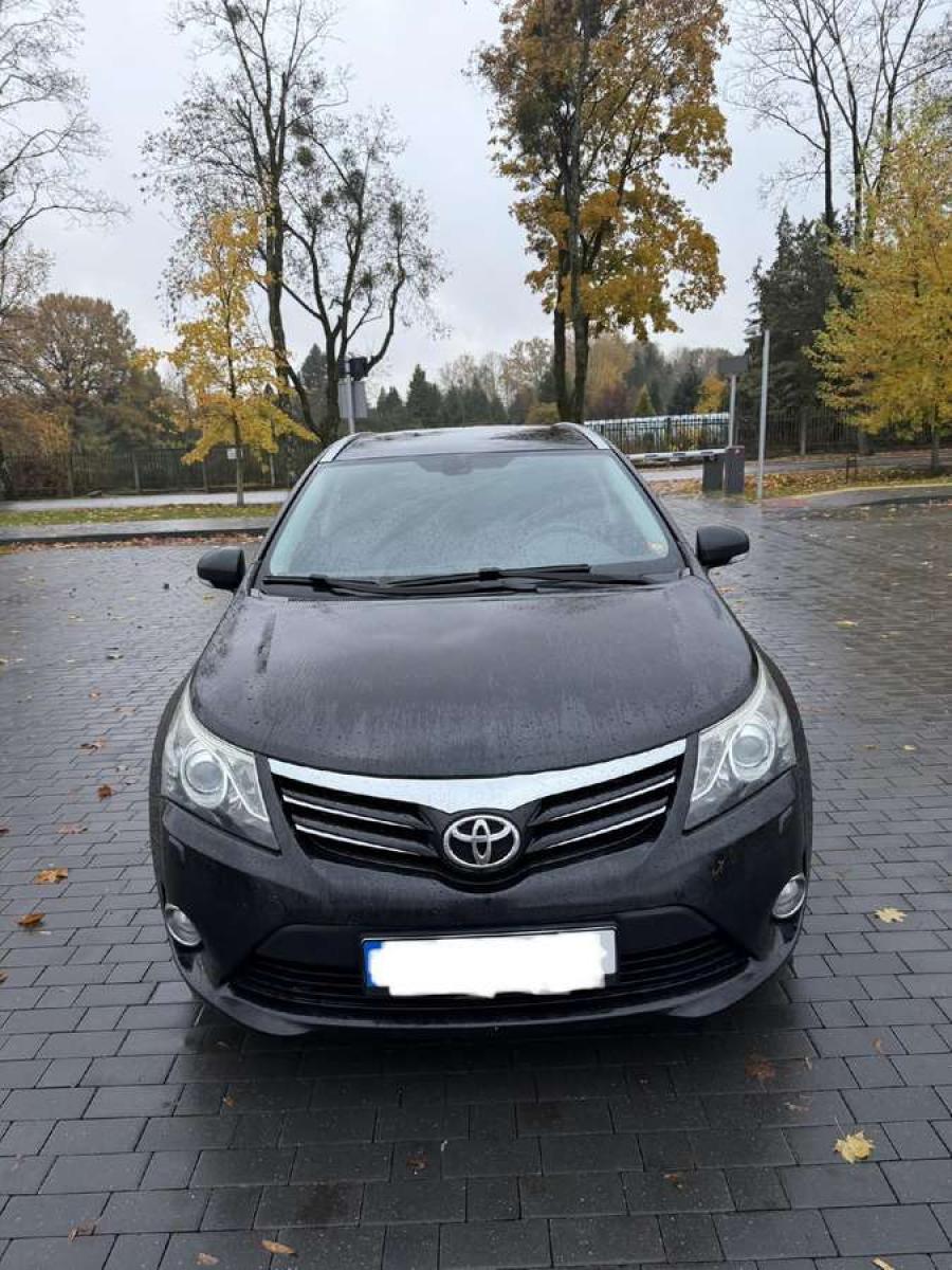 Melns Toyota Avensis 2014 Kauņa, ar dzinēja tilpumu 2.00 L un nobraukumu 295 tūkst. km par 4150 €, foto 5 vietnē AUTOMOTO.COM.LV
