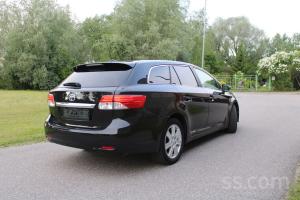 Черный Тойота Авенсис 2014 в Рига, объемом двигателя 2.00 л и пробегом 225 тыс. км за 6490 €, фото 7 на AUTOMOTO.COM.LV