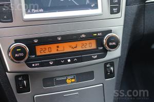 Черный Тойота Авенсис 2014 в Рига, объемом двигателя 2.00 л и пробегом 225 тыс. км за 6490 €, фото 19 на AUTOMOTO.COM.LV