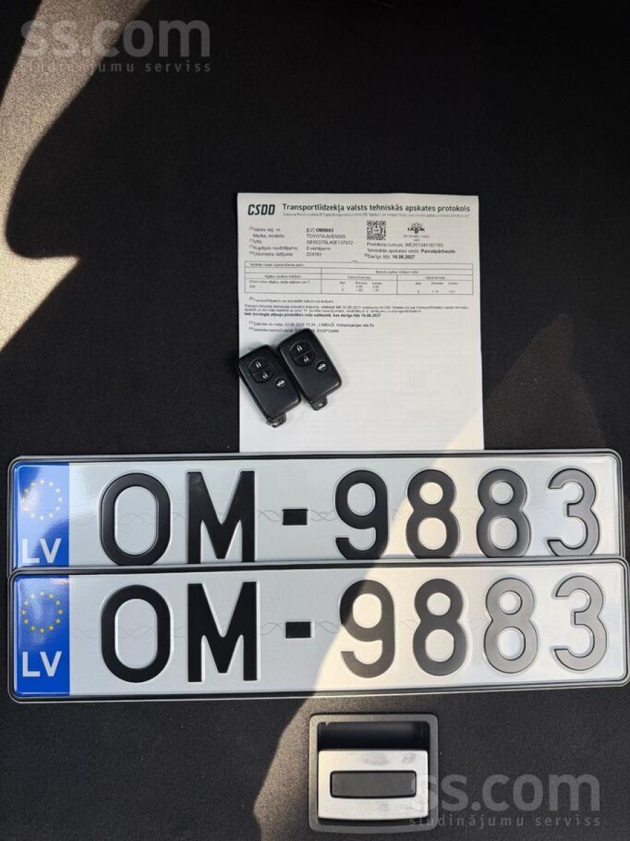 Черный Тойота Авенсис 2014 в Рига, объемом двигателя 2.00 л и пробегом 225 тыс. км за 6490 €, фото 26 на AUTOMOTO.COM.LV