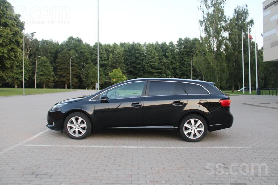 Черный Тойота Авенсис 2014 в Рига, объемом двигателя 2.00 л и пробегом 226 тыс. км за 6350 €, фото 4 на AUTOMOTO.COM.LV
