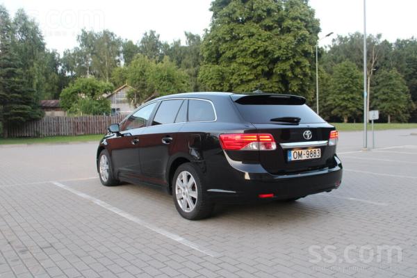 Черный Тойота Авенсис 2014 в Рига, объемом двигателя 2.00 л и пробегом 226 тыс. км за 6350 €, фото 5 на AUTOMOTO.COM.LV