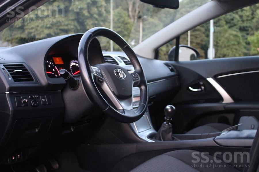 Черный Тойота Авенсис 2014 в Рига, объемом двигателя 2.00 л и пробегом 226 тыс. км за 6350 €, фото 15 на AUTOMOTO.COM.LV