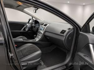 Черный Тойота Авенсис 2014 в Таллин, объемом двигателя 2.20 л и пробегом 219 тыс. км за 7000 €, фото 8 на AUTOMOTO.COM.LV