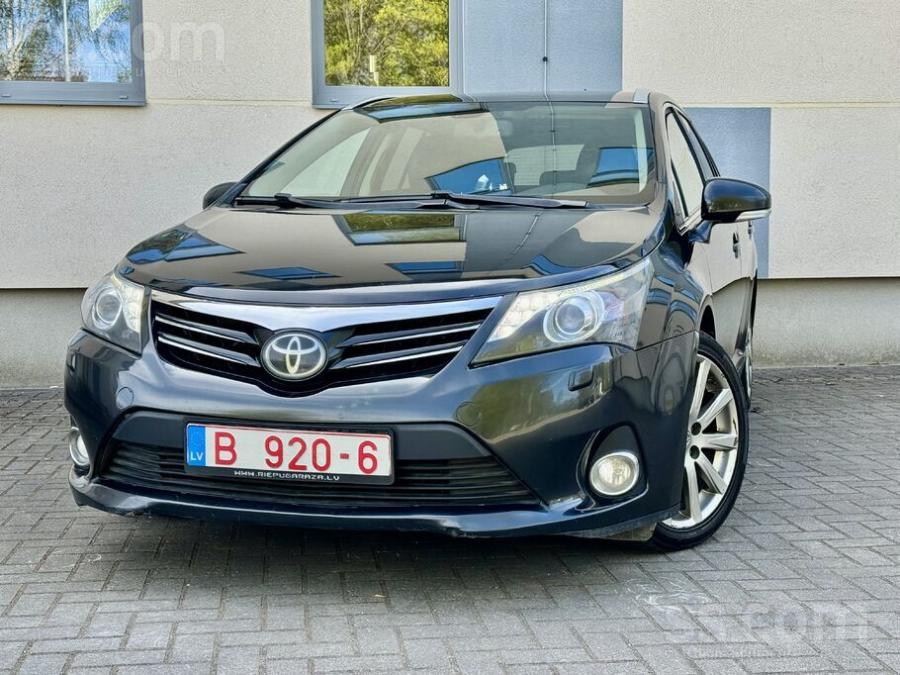 Черный Тойота Авенсис 2014 в Елгава, объемом двигателя 2.20 л и пробегом 0 тыс. км за 5500 €, фото 1 на AUTOMOTO.COM.LV