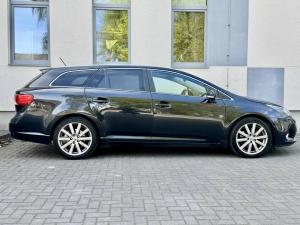 Черный Тойота Авенсис 2014 в Елгава, объемом двигателя 2.20 л и пробегом 290 тыс. км за 5500 €, фото 9 на AUTOMOTO.COM.LV