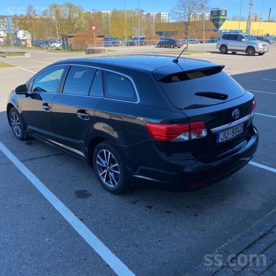 Черный Тойота Авенсис 2014 в Рига, объемом двигателя 2.00 л и пробегом 322 тыс. км за 4755 €, фото 6 на AUTOMOTO.COM.LV