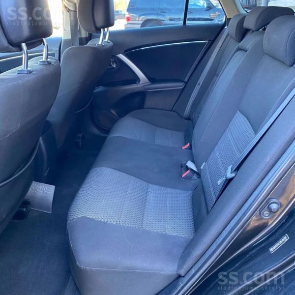 Melns Toyota Avensis 2014 Rīga, ar dzinēja tilpumu 2.00 L un nobraukumu 322 tūkst. km par 4755 €, foto 6 vietnē AUTOMOTO.COM.LV