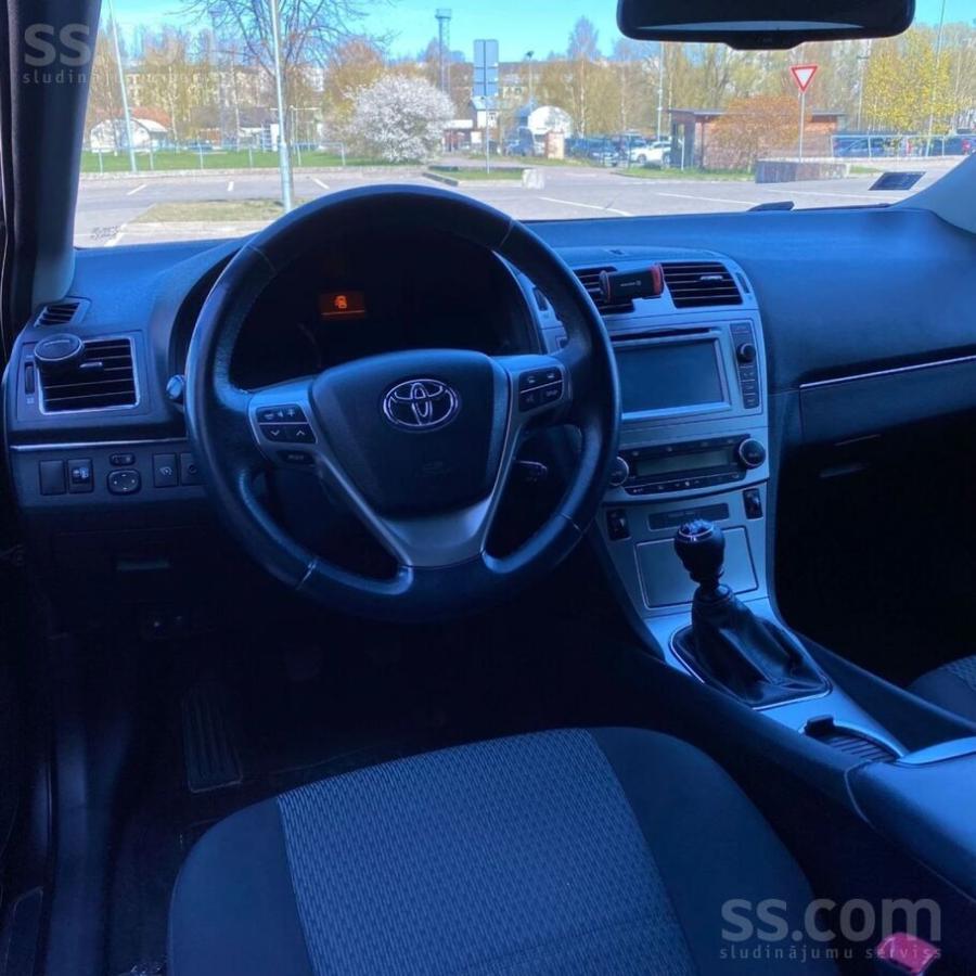 Черный Тойота Авенсис 2014 в Рига, объемом двигателя 2.00 л и пробегом 322 тыс. км за 4755 €, фото 8 на AUTOMOTO.COM.LV