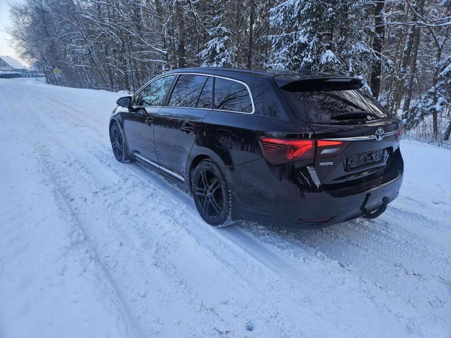 Melns Toyota Avensis 2015 Raseiniai, ar dzinēja tilpumu 2.00 L un nobraukumu 260 tūkst. km par 7200 €, foto 6 vietnē AUTOMOTO.COM.LV