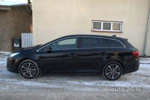 Black Toyota Avensis 2015 in Tartu, with an engine capacity of 1.80 L and mileage of 342 thousand km for 7700 €, photo 4 on AUTOMOTO.COM.LV
