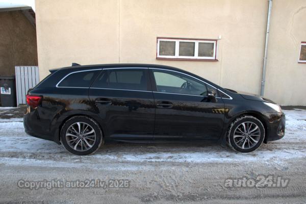 Melns Toyota Avensis 2015 Tartu, ar dzinēja tilpumu 1.80 L un nobraukumu 342 tūkst. km par 7700 €, foto 10 vietnē AUTOMOTO.COM.LV