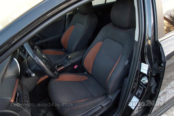 Melns Toyota Avensis 2015 Tartu, ar dzinēja tilpumu 1.80 L un nobraukumu 342 tūkst. km par 7700 €, foto 11 vietnē AUTOMOTO.COM.LV
