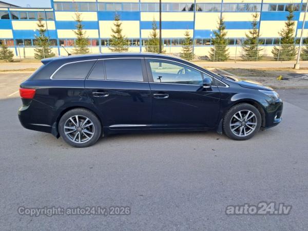 Melns Toyota Avensis 2015 Tallina, ar dzinēja tilpumu 1.80 L un nobraukumu 144 tūkst. km par 9500 €, foto 8 vietnē AUTOMOTO.COM.LV