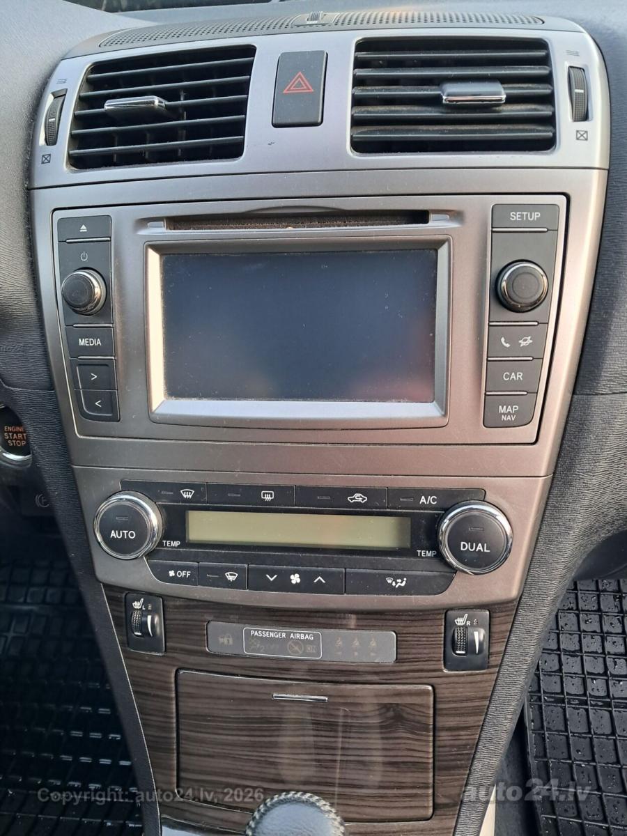 Black Toyota Avensis 2015 in Tallinn, with an engine capacity of 1.80 L and mileage of 144 thousand km for 9500 €, photo 12 on AUTOMOTO.COM.LV