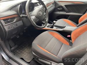 Черный Тойота Авенсис 2015 в Рига, объемом двигателя 2.00 л и пробегом 162 тыс. км за 8900 €, фото 8 на AUTOMOTO.COM.LV