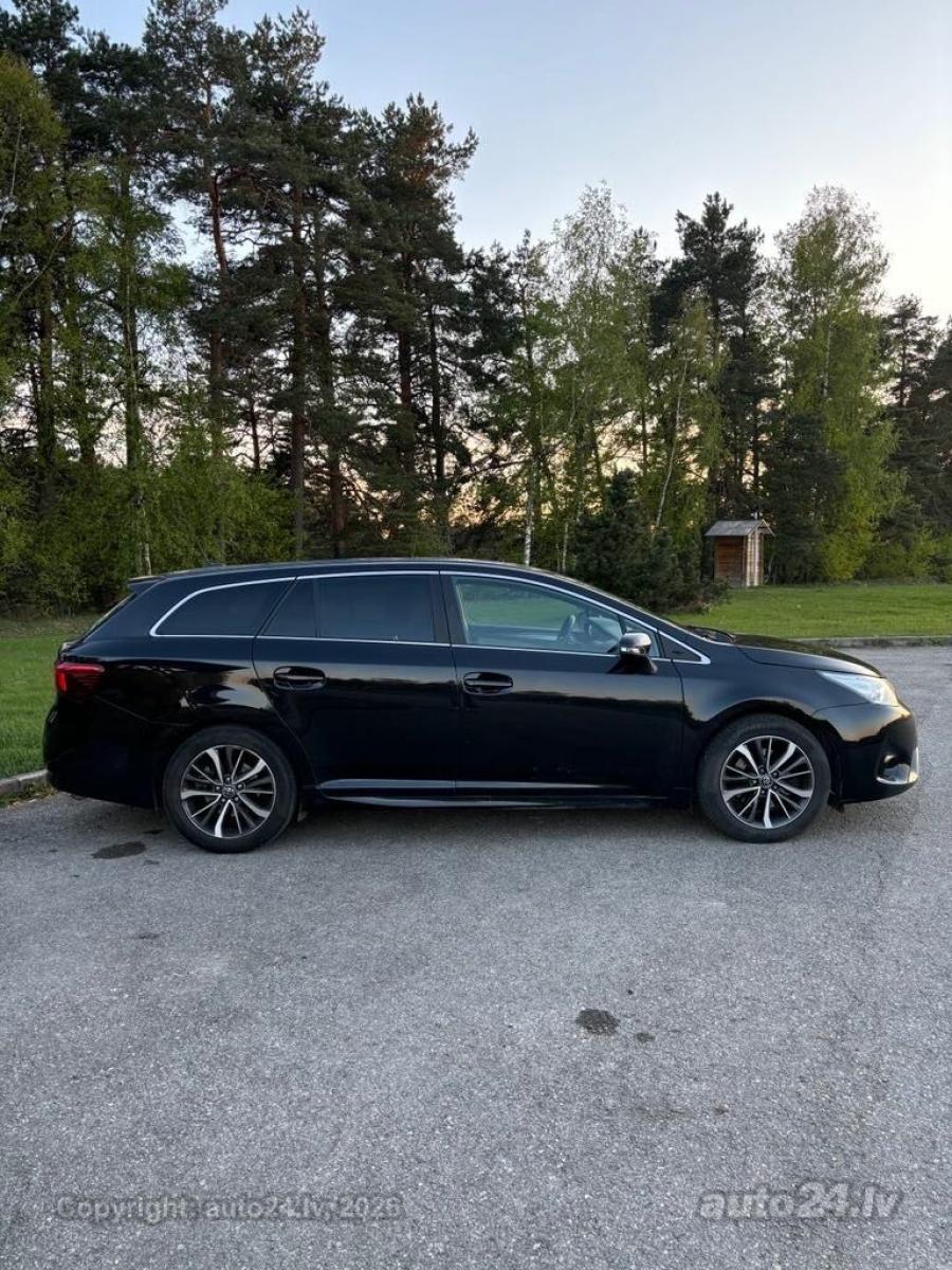 Melns Toyota Avensis 2015 Tartu, ar dzinēja tilpumu 2.00 L un nobraukumu 345 tūkst. km par 6900 €, foto 7 vietnē AUTOMOTO.COM.LV