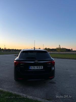 Melns Toyota Avensis 2015 Tartu, ar dzinēja tilpumu 2.00 L un nobraukumu 345 tūkst. km par 6900 €, foto 8 vietnē AUTOMOTO.COM.LV
