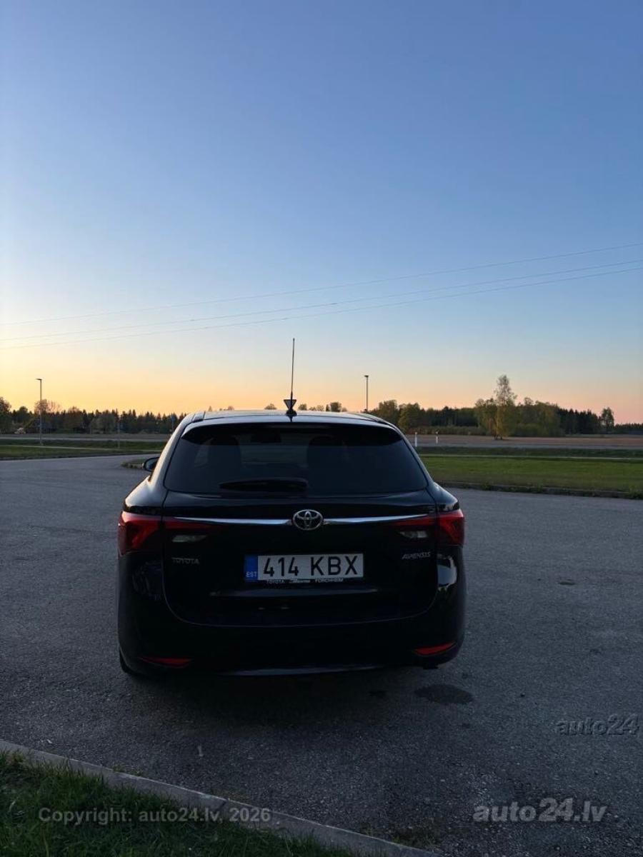 Melns Toyota Avensis 2015 Tartu, ar dzinēja tilpumu 2.00 L un nobraukumu 345 tūkst. km par 6900 €, foto 8 vietnē AUTOMOTO.COM.LV