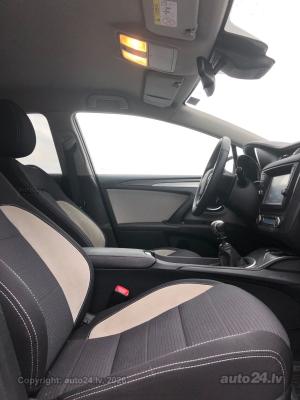 Melns Toyota Avensis 2015 Tartu, ar dzinēja tilpumu 2.00 L un nobraukumu 345 tūkst. km par 6900 €, foto 11 vietnē AUTOMOTO.COM.LV