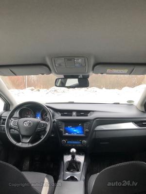 Melns Toyota Avensis 2015 Tartu, ar dzinēja tilpumu 2.00 L un nobraukumu 345 tūkst. km par 6900 €, foto 12 vietnē AUTOMOTO.COM.LV