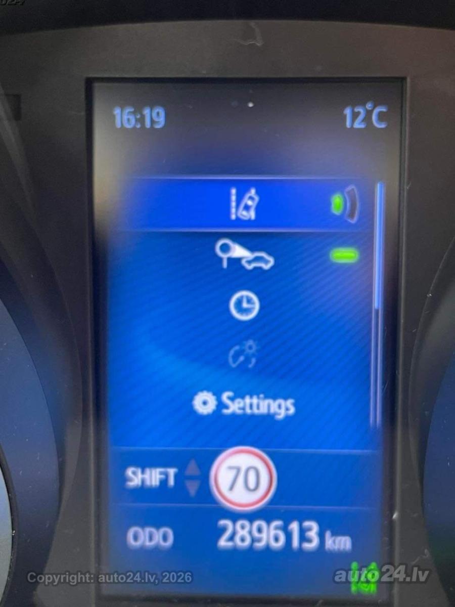 Melns Toyota Avensis 2015 Tartu, ar dzinēja tilpumu 2.00 L un nobraukumu 345 tūkst. km par 6900 €, foto 14 vietnē AUTOMOTO.COM.LV