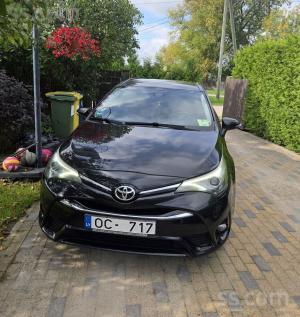 Black Toyota Avensis 2015 in Jelgava, with an engine capacity of 2.00 L and mileage of 225 thousand km for 8200 €, photo 5 on AUTOMOTO.COM.LV